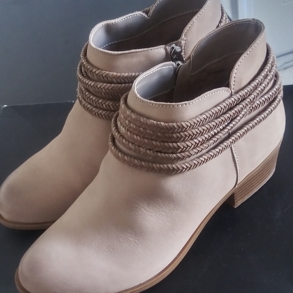 BCBGeneration | Shoes | Bcbgeneration Clatton Braided Booties | Poshmark